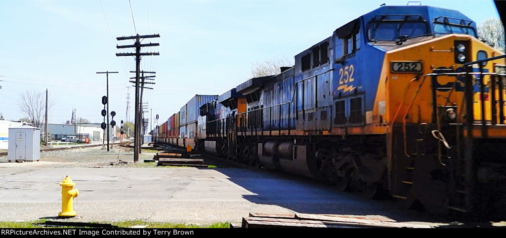 CSX 252 CSX 3025